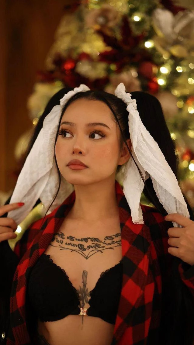 Bella Poarch Nude Porn Pics | xPicsly